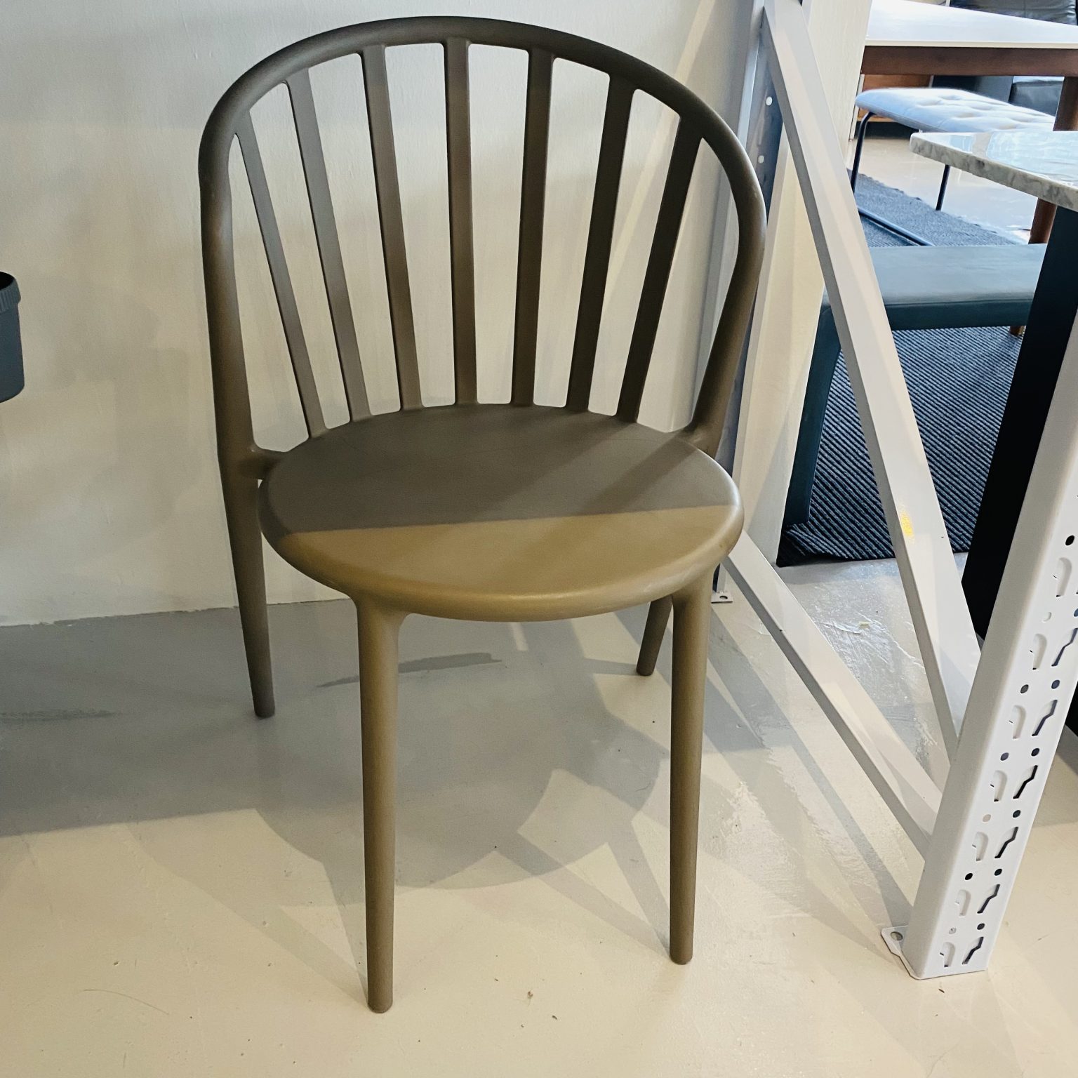 Plastic PP Chair - illum