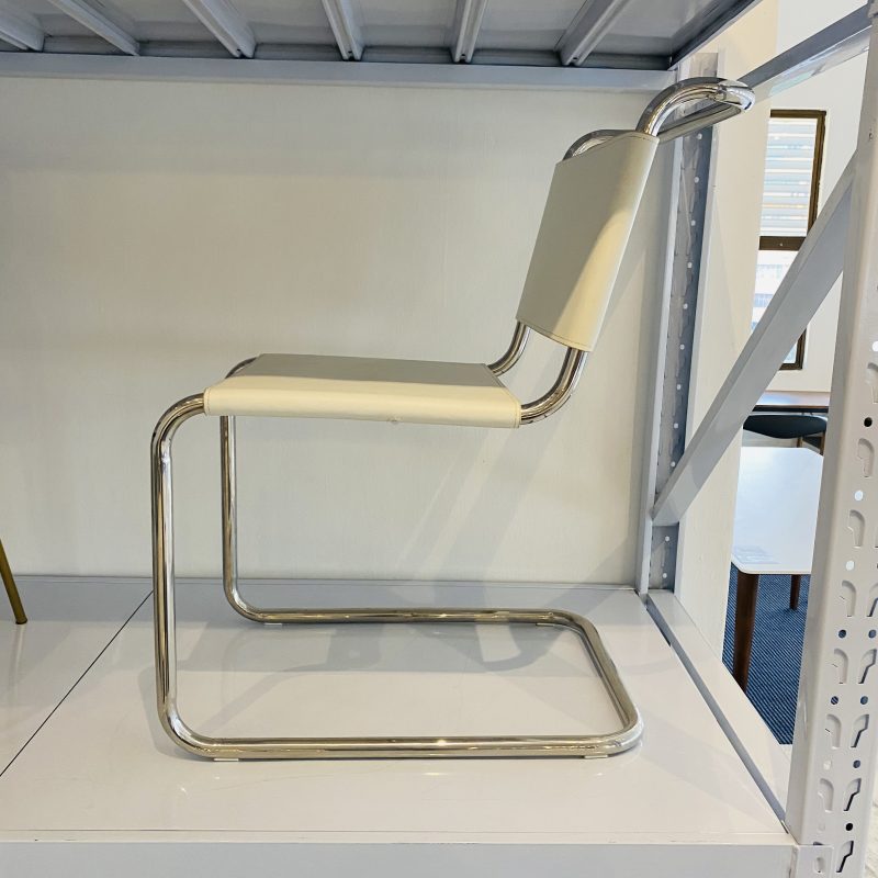 Contract Chair - illum